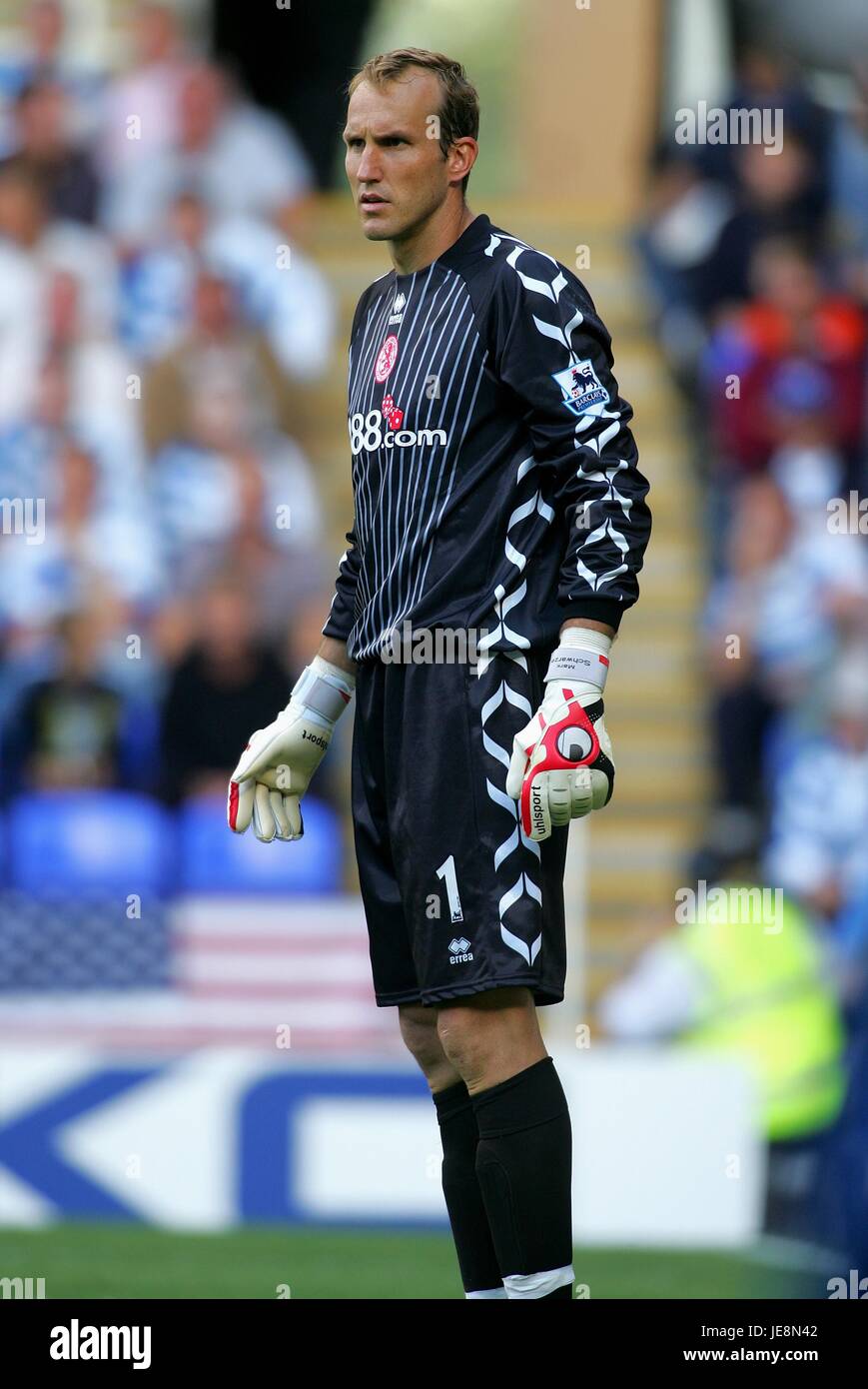MARK SCHWARZER MIDDLESBROUGH FC THE MADEJSKI STADIUM READING ENGLAND 19 ...