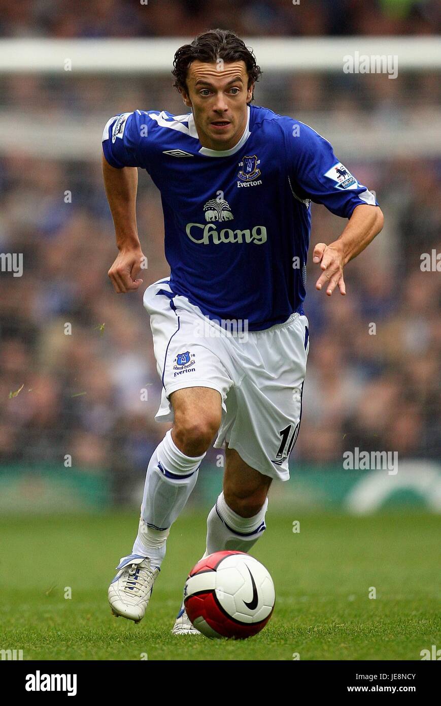 SIMON DAVIES EVERTON FC GOODISON PARK LIVERPOOL ENGLAND 19 August 2006 ...