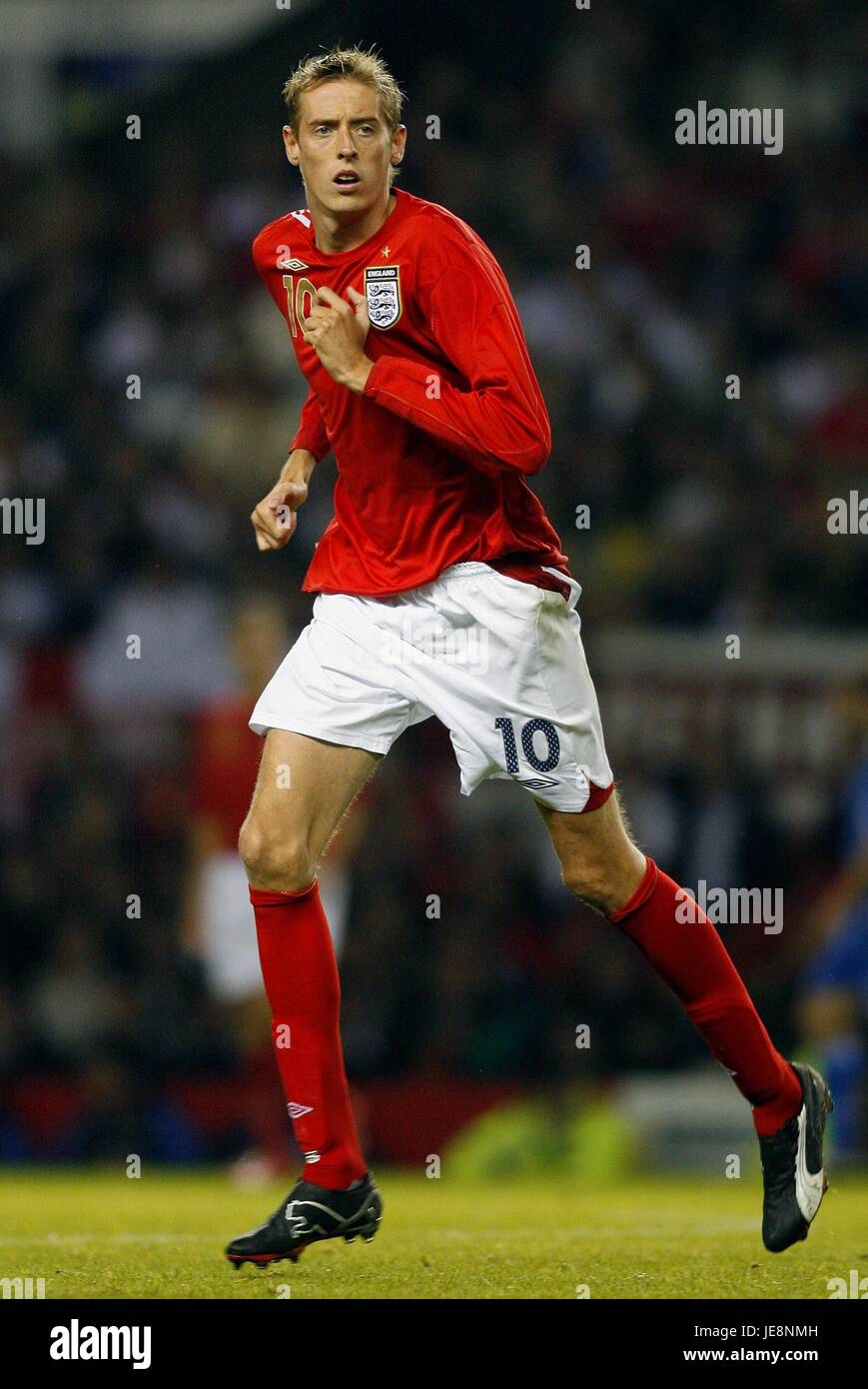 PETER CROUCH ENGLAND & LIVERPOOL FC OLD TRAFFORD MANCHESTER ENGLAND 16 ...