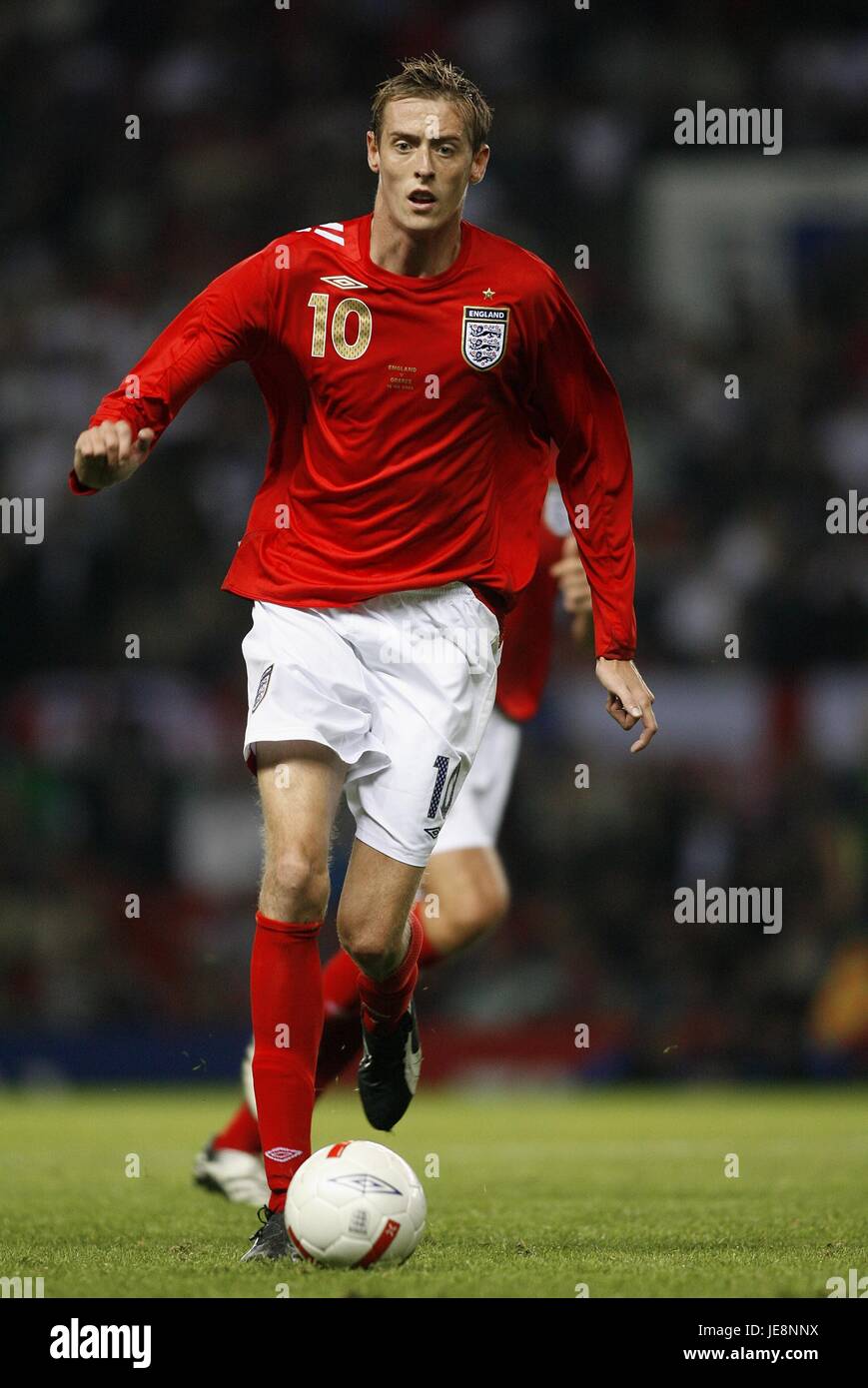PETER CROUCH ENGLAND & LIVERPOOL FC OLD TRAFFORD MANCHESTER ENGLAND 16 ...