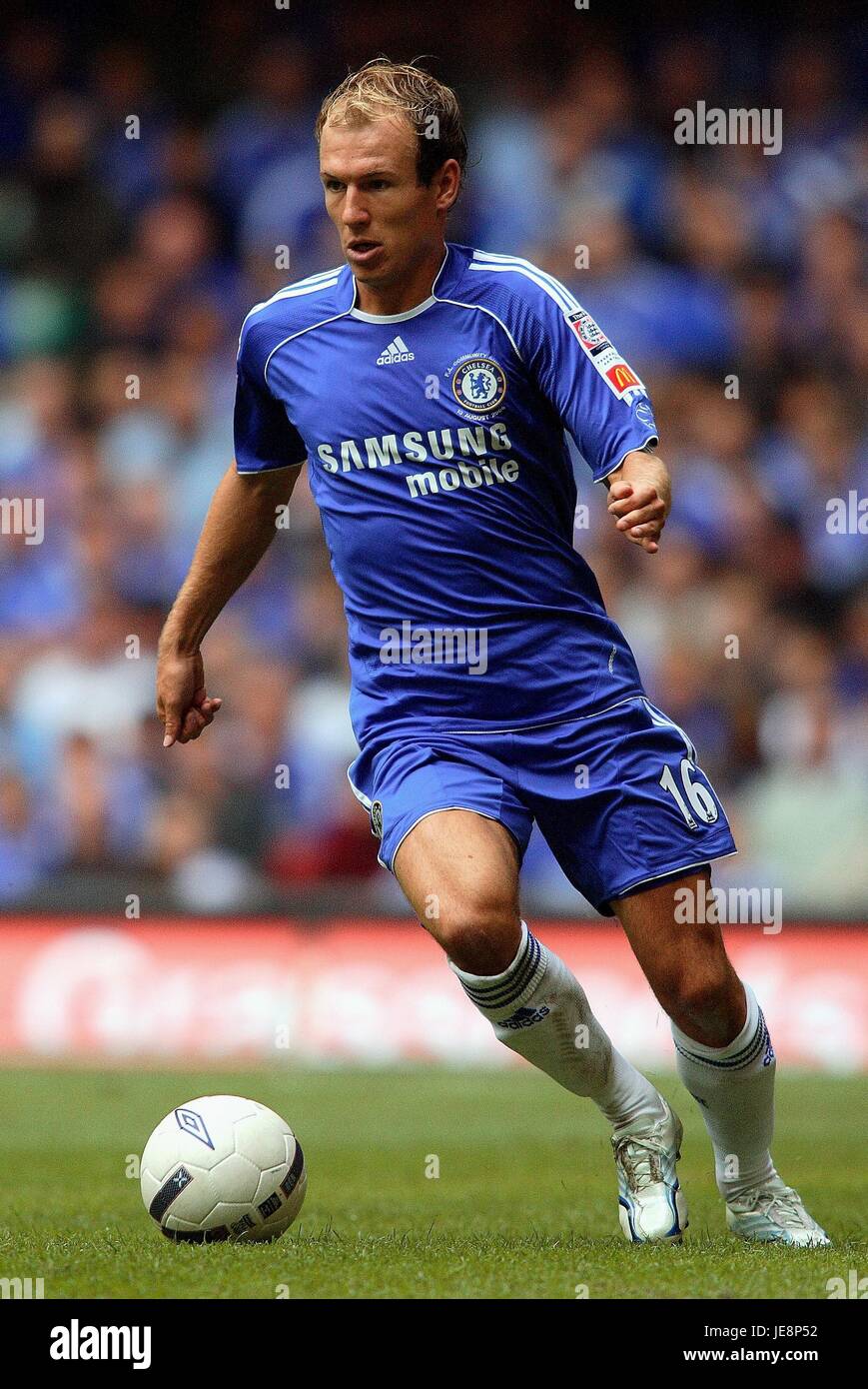 Arjen robben hi-res stock photography and images - Alamy