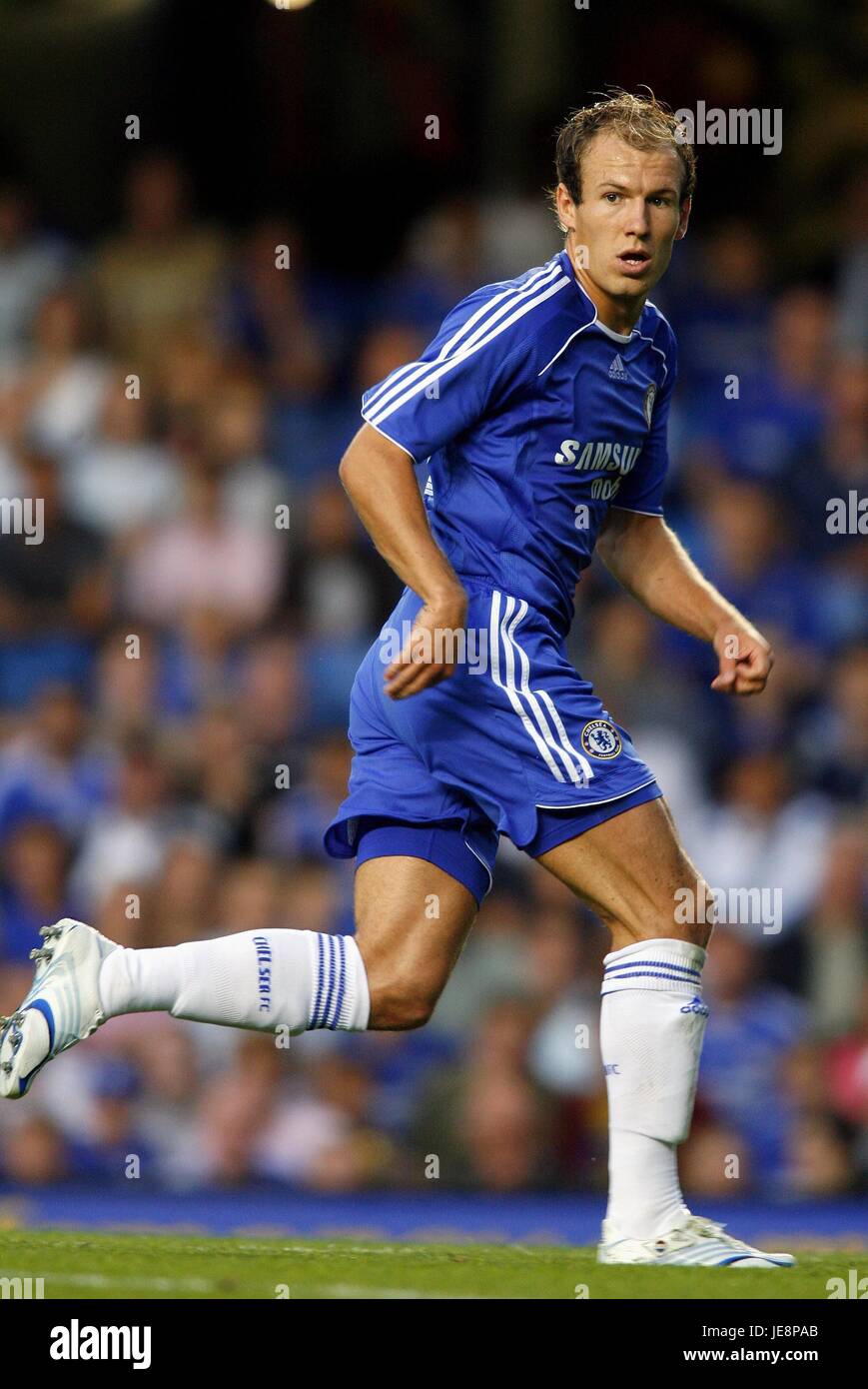 Chelsea v celtic hi-res stock photography and images - Alamy