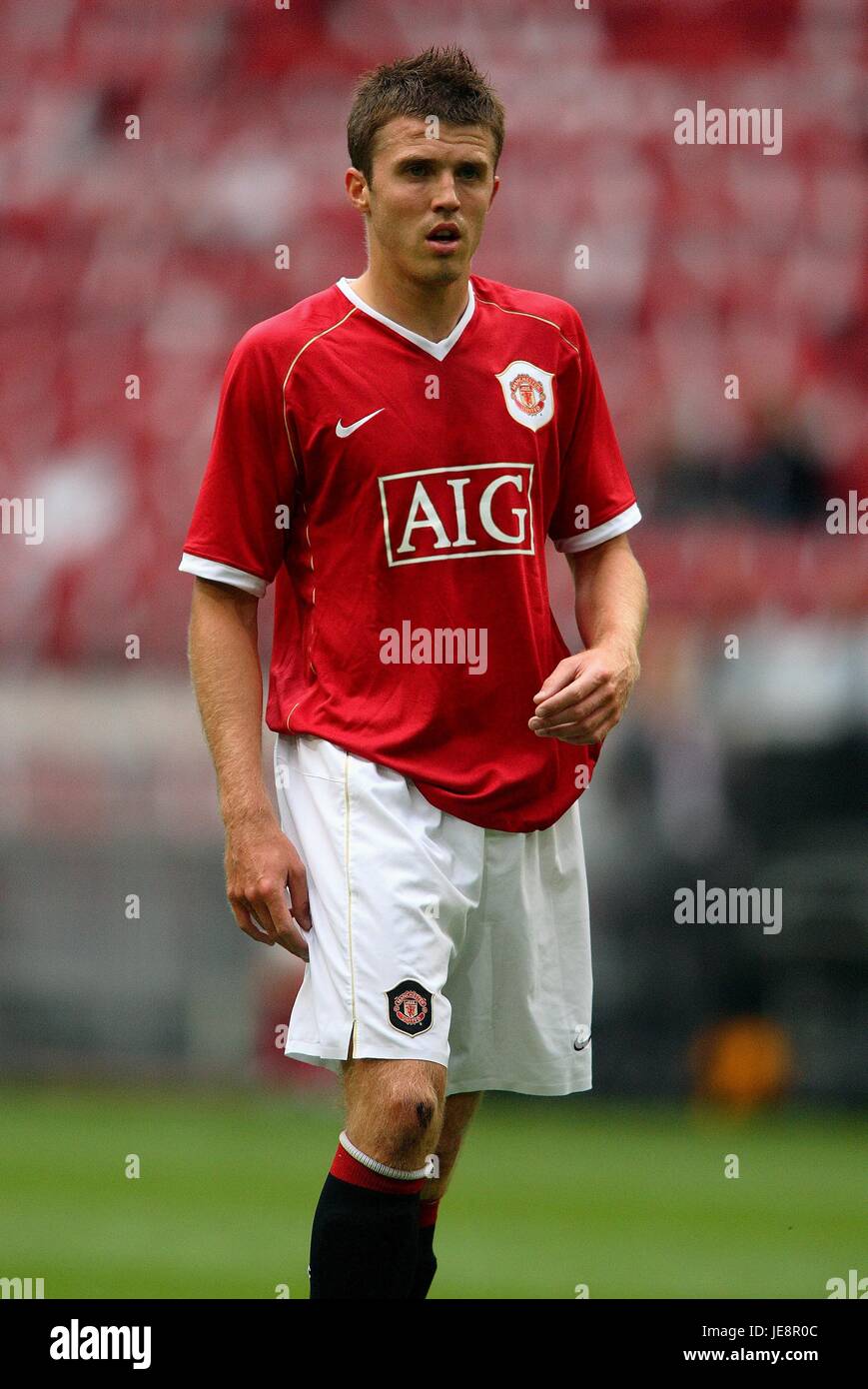 Michael carrick manchester united fc hi-res stock photography and ...