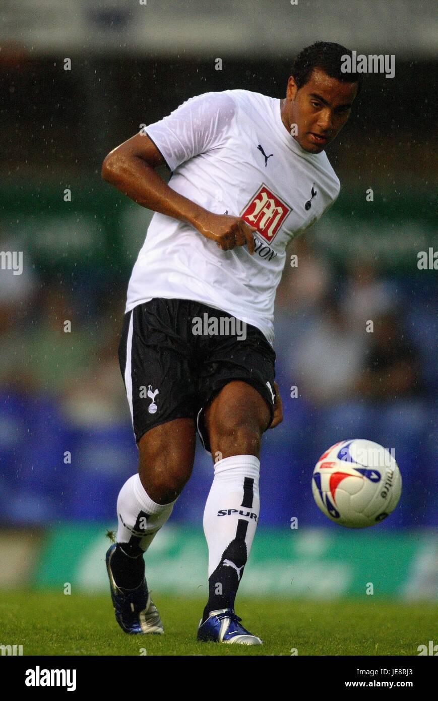 TOM HUDDLESTONE TOTTENHAM HOTSPUR FC ST ANDREWS BIRMINGHAM ENGLAND 22 ...