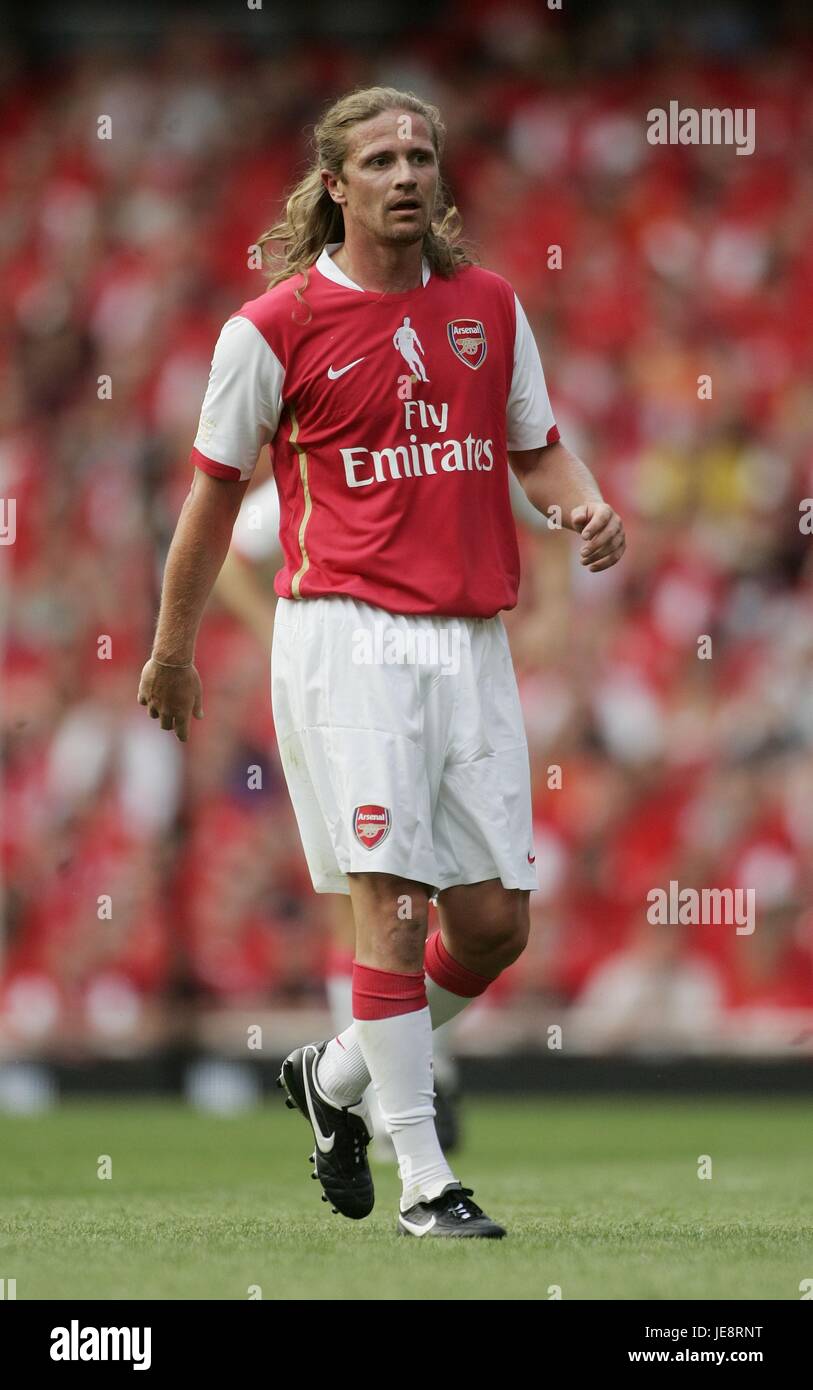 England and emmanuel petit hi-res stock photography and images - Alamy