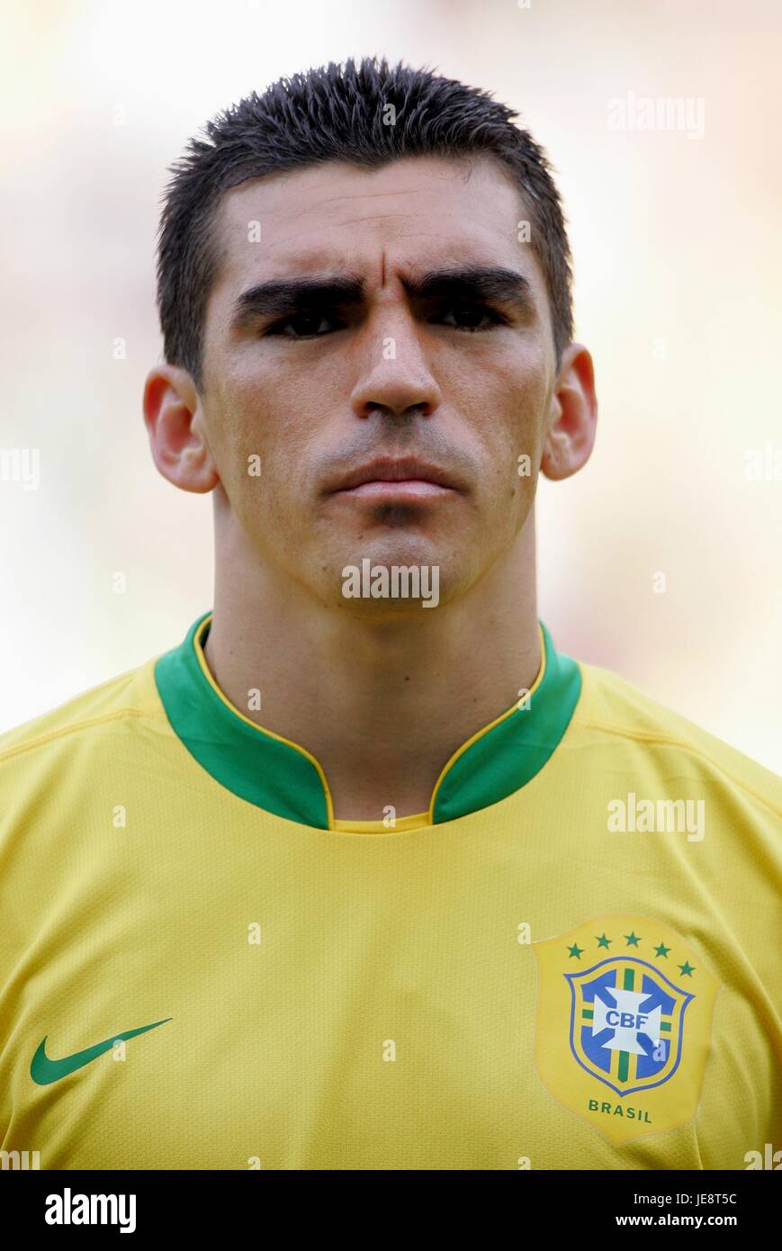 Lúcio bayern munich hi-res stock photography and images - Alamy