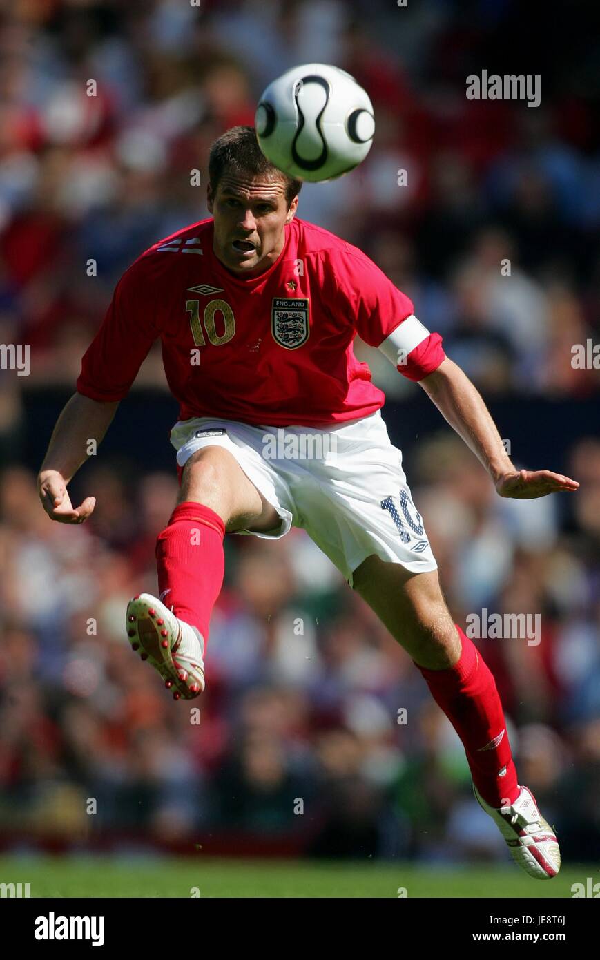 MICHAEL OWEN ENGLAND & NEWCASTLE UNITED FC OLD TRAFFORD MANCHESTER ...