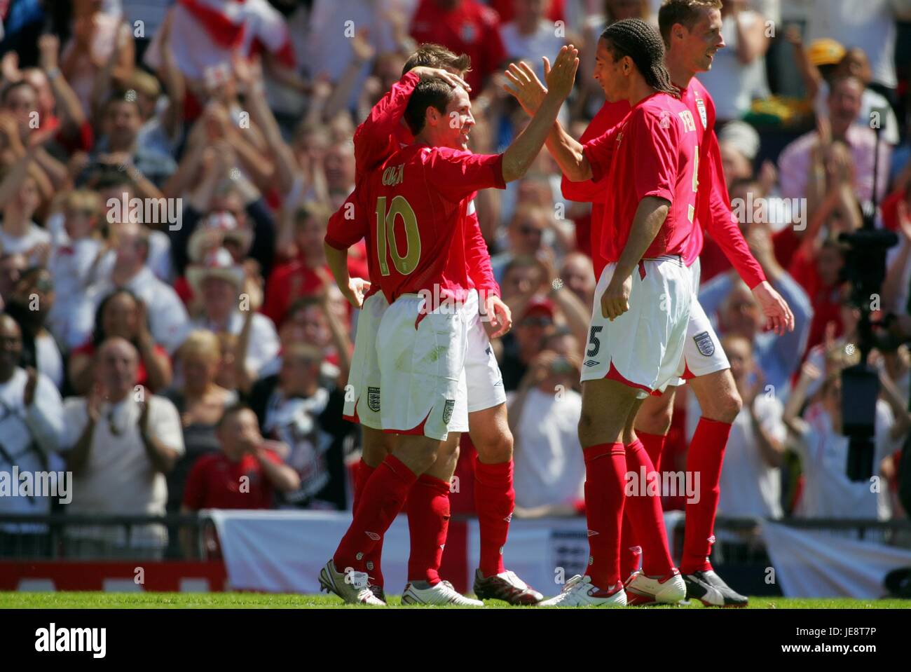 MICHAEL OWEN & RIO FERDINAND ENGLAND V JAMAICA OLD TRAFFORD MANCHESTER ... MICHAEL OWEN & RIO FERDINAND ENGLAND V JAMAICA OLD TRAFFORD MANCHESTER ...