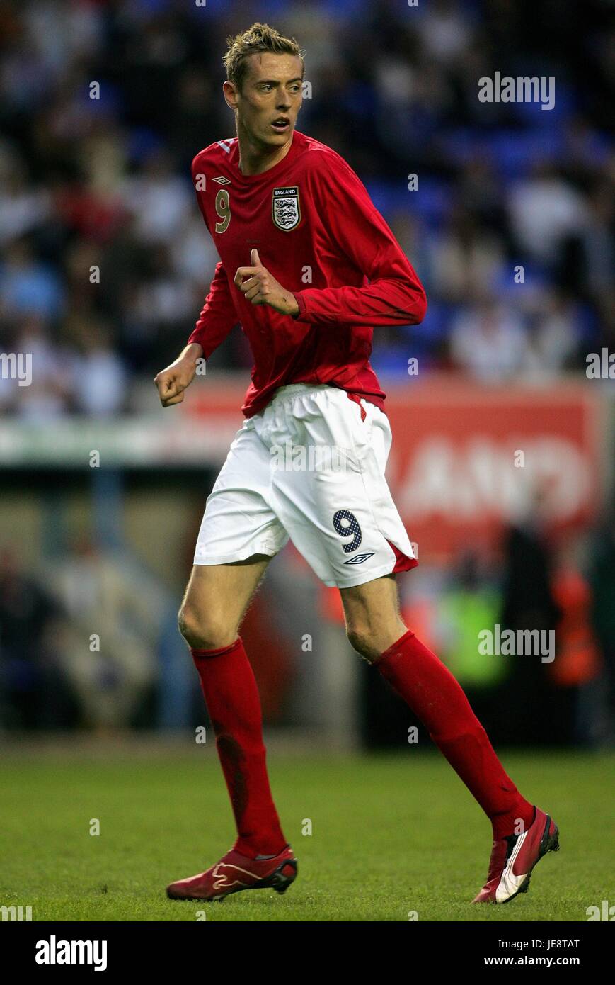 PETER CROUCH ENGLAND & LIVERPOOL FC MADEJSKI STADIUM READING 25 May ...