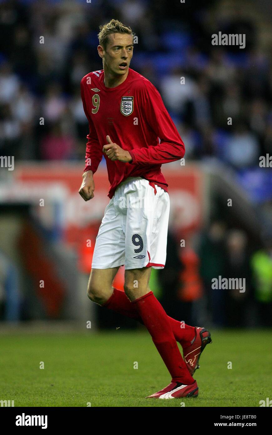 PETER CROUCH ENGLAND & LIVERPOOL FC MADEJSKI STADIUM READING 25 May ...