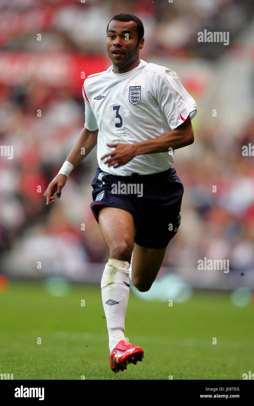 Ashley cole arsenal 2006 hi-res stock photography and images - Alamy