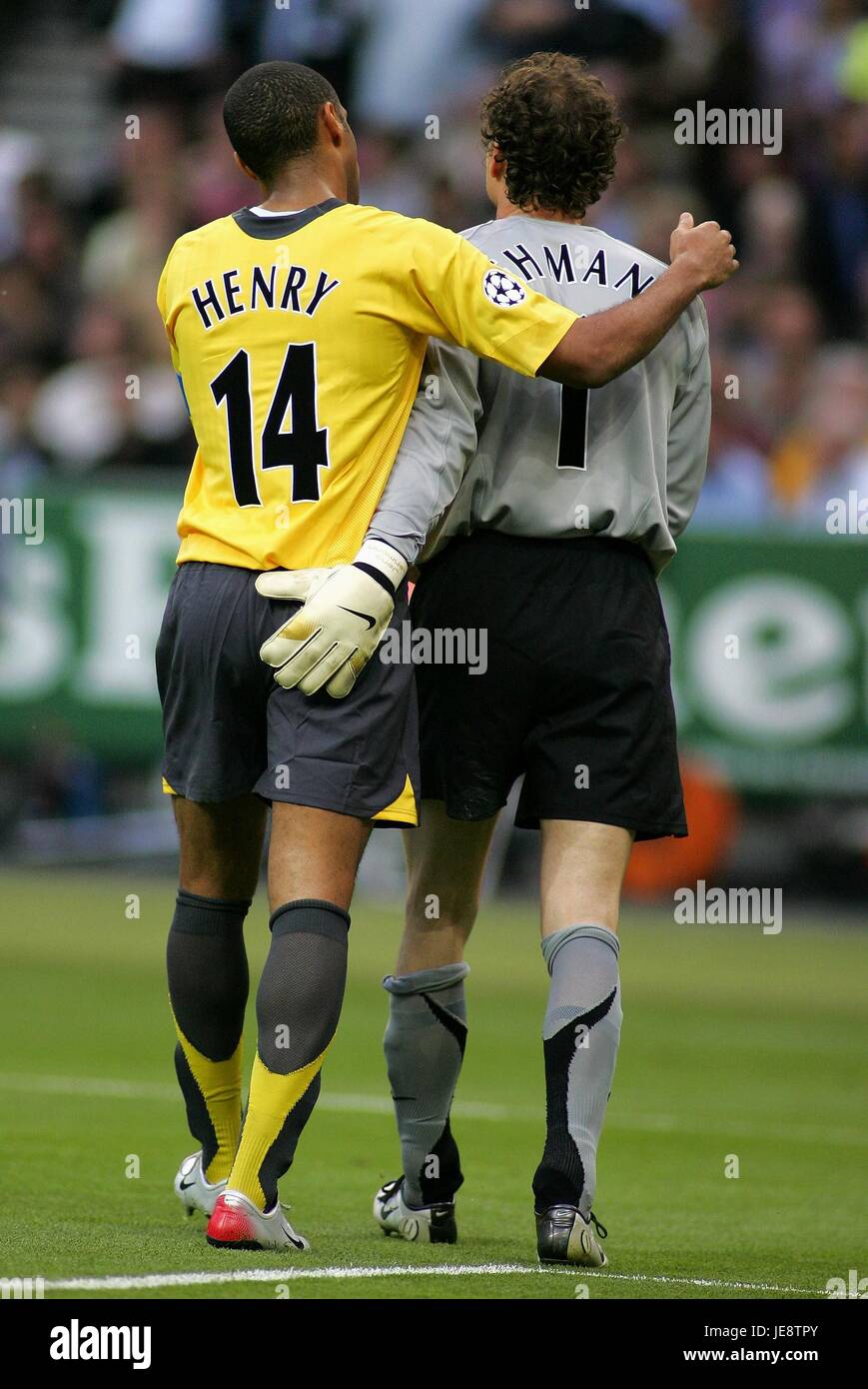 THIERRY HENRY & JENS LEHMANN BARCELONA V ARSENAL STADE DE FRANCE PARIS ...
