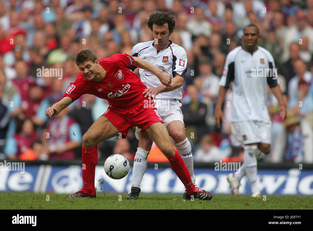 STEVEN GERRARD & C DAILLY THE FA CUP FINAL MILLENNIUM STADIUM CARDIFF ...