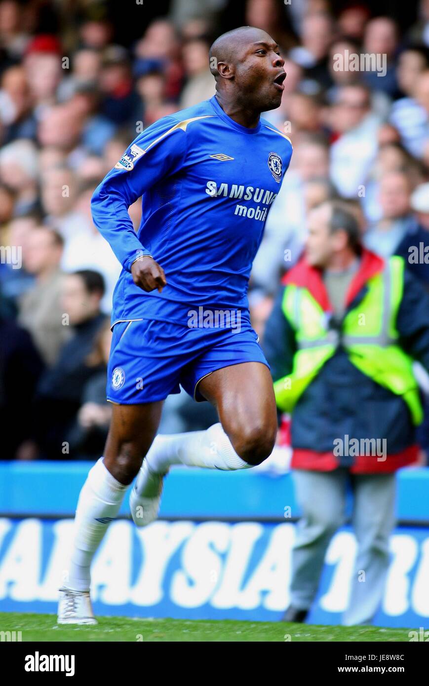 William Gallas Chelsea High Resolution Stock Photography and Images - Alamy