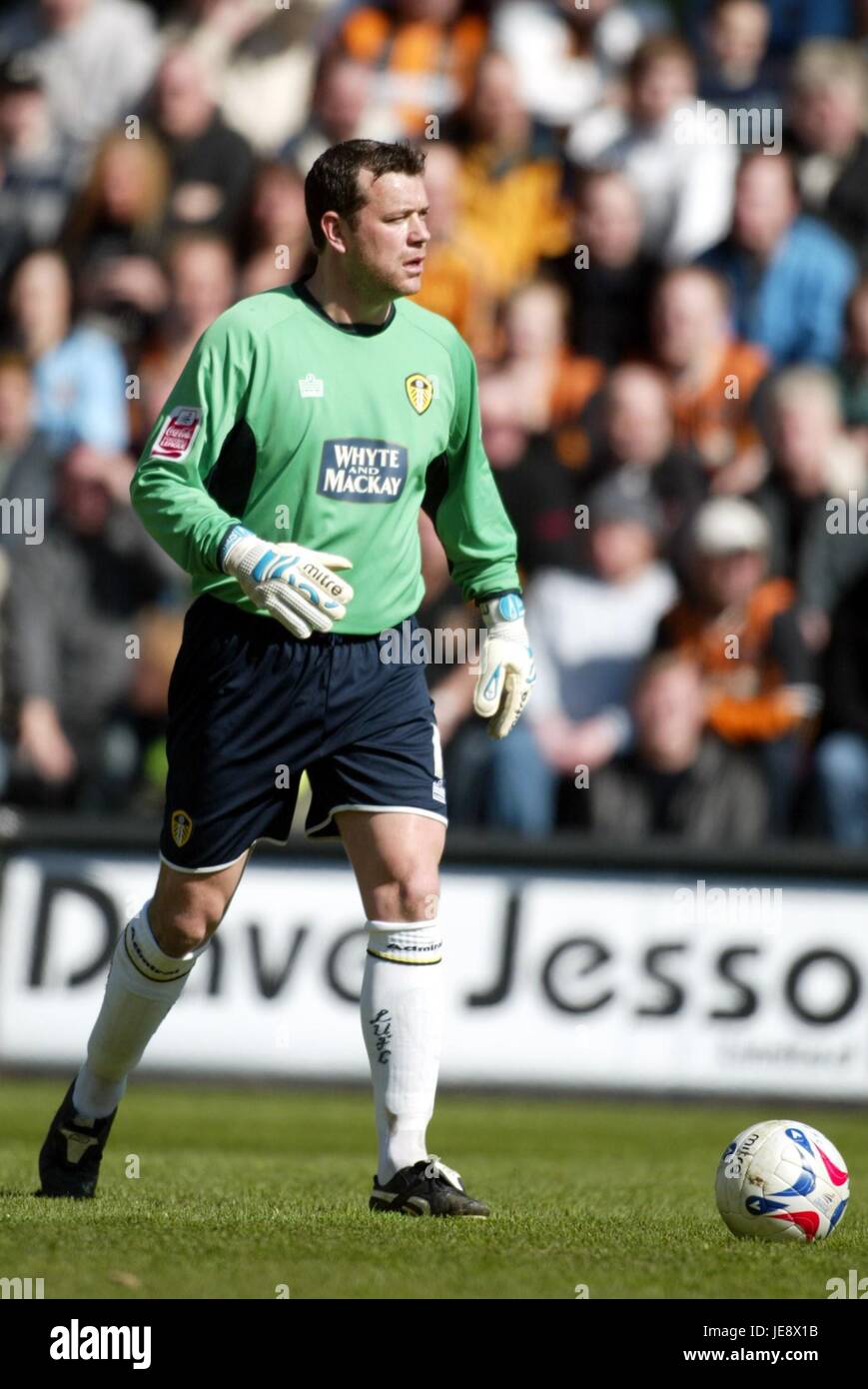 NEIL SULLIVAN LEEDS UNITED FC KC STADIUM HULL ENGLAND 01 April 2006 ...