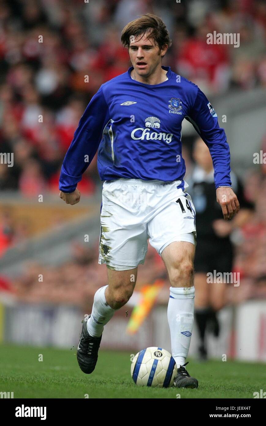 Everton fc 2006 hi-res stock photography and images - Alamy