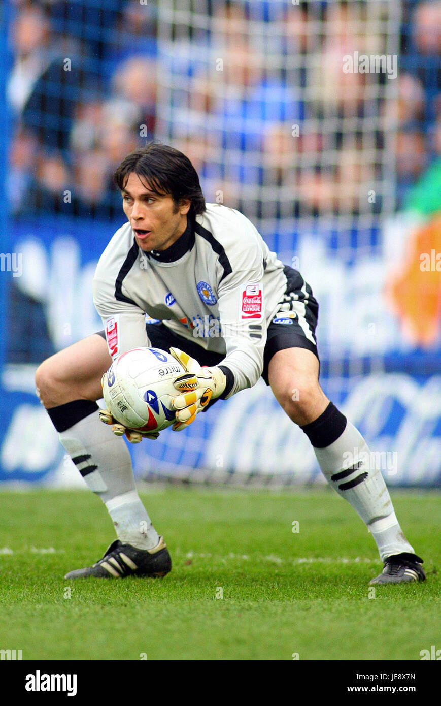 Paul henderson hi-res stock photography and images - Alamy