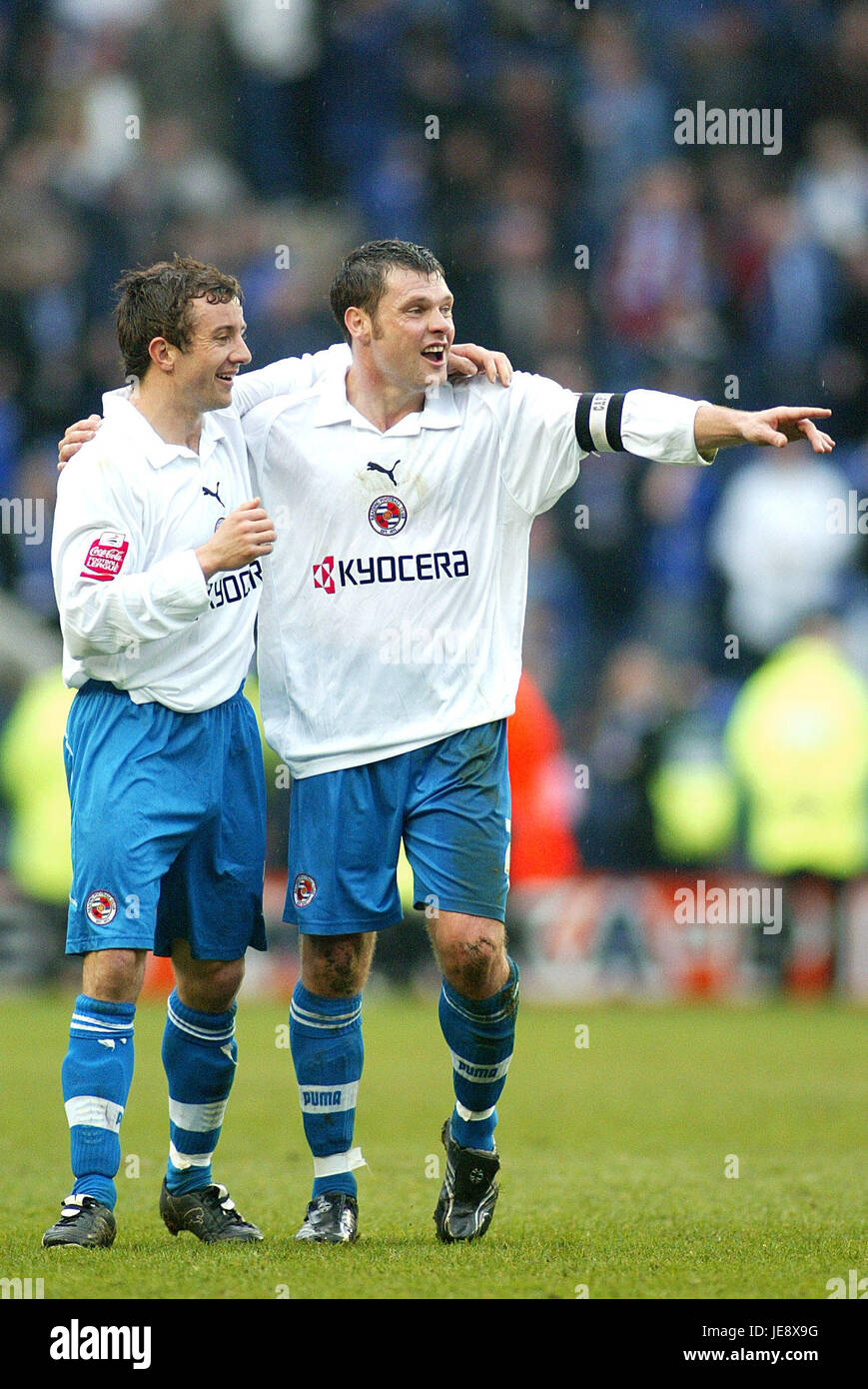GRAEME MURTY & STEPHEN HUNT LEICESTER CITY V READING WALKERS STADIUM ...