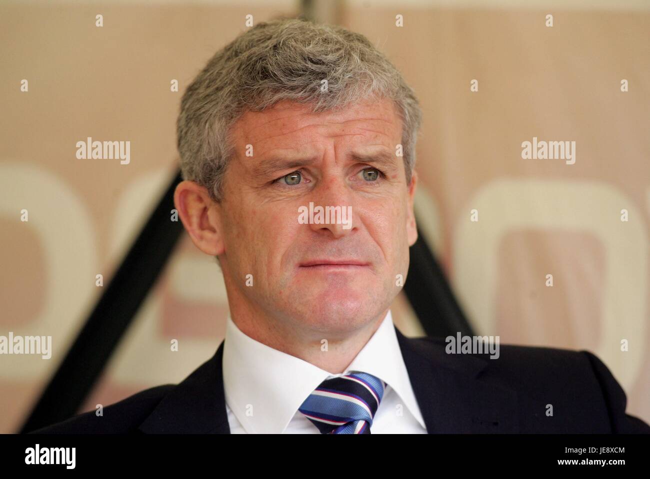MARK HUGHES BLACKBURN ROVERS FC STADIUM OF LIGHT SUNDERLAND ENGLAND 25 ...