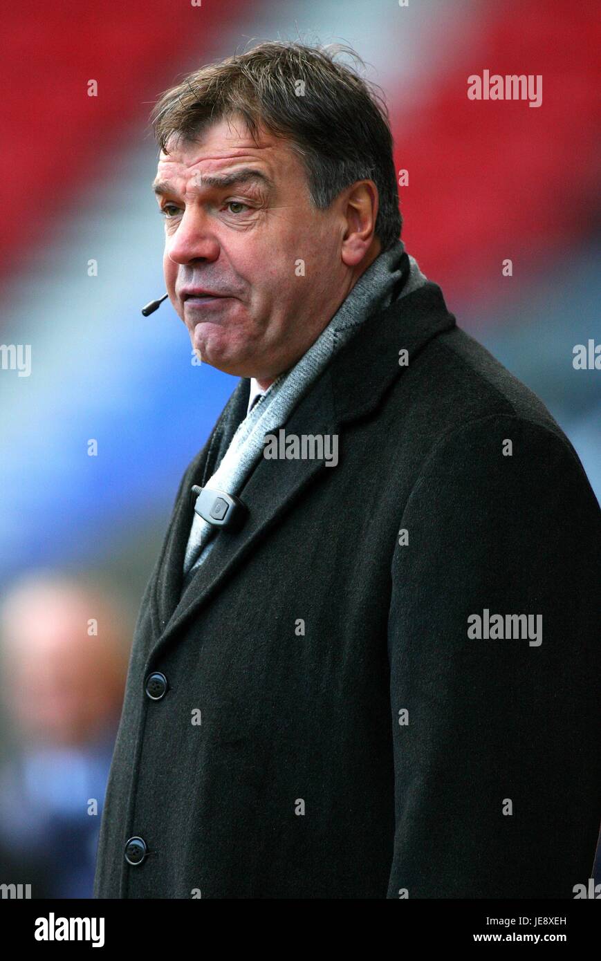 SAM ALLARDYCE BOLTON WANDERERS FC MANAGER REEBOK STADIUM BOLTON 18 ...