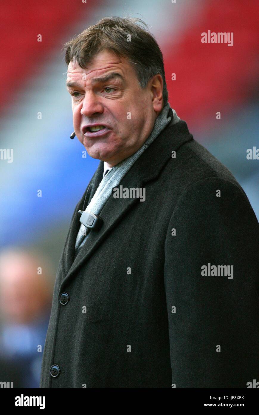 SAM ALLARDYCE BOLTON WANDERERS FC MANAGER REEBOK STADIUM BOLTON 18 ...