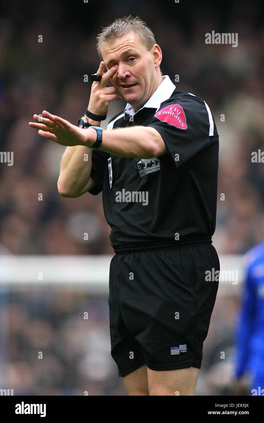 GRAHAM POLL PREMIERSHIP FOOTBALL REFEREE STAMFORD BRIDGE CHELSEA LONDON ...