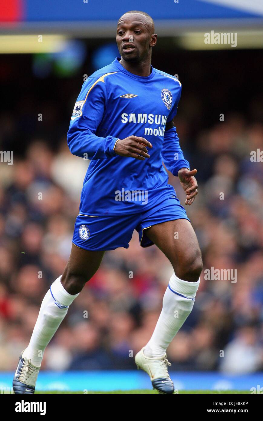 CLAUDE MAKELELE CHELSEA FC STAMFORD BRIDGE CHELSEA LONDON ENGLAND 11 ...
