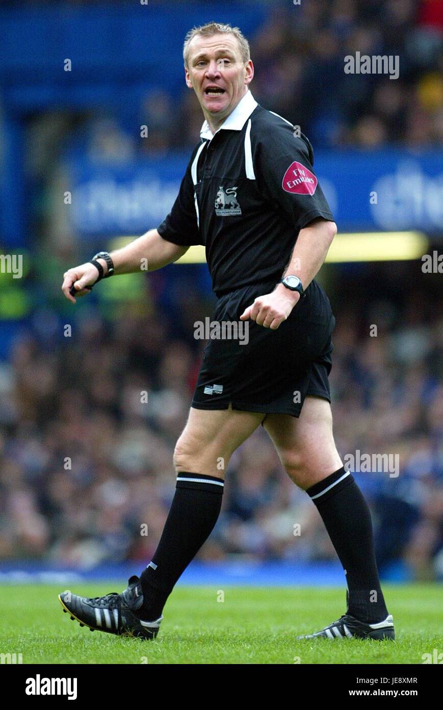 GRAHAM POLL PREMIERSHIP FOOTBALL REFEREE STAMFORD BRIDGE CHELSEA LONDON ...