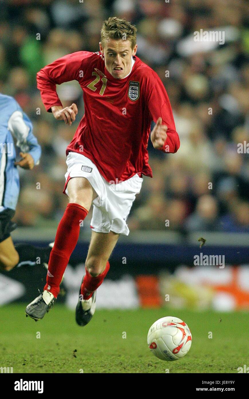PETER CROUCH ENGLAND & LIVERPOOL FC ANFIELD LIVERPOOL ENGLAND 01 March ...