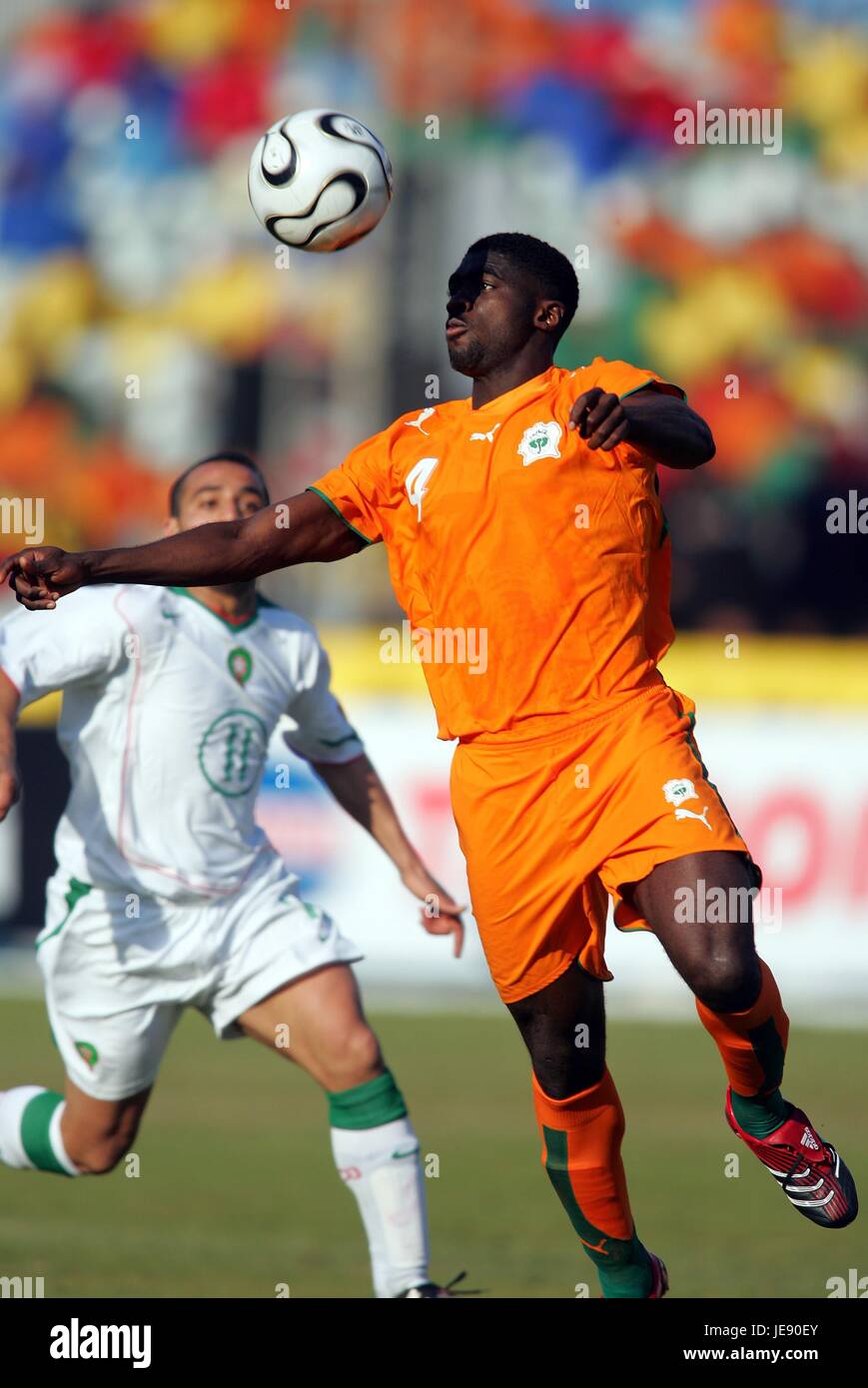 KOLO TOURE IVORY COAST & ARSENAL FC CAIRO INTERNATIONAL STADIUM CAIRO ...