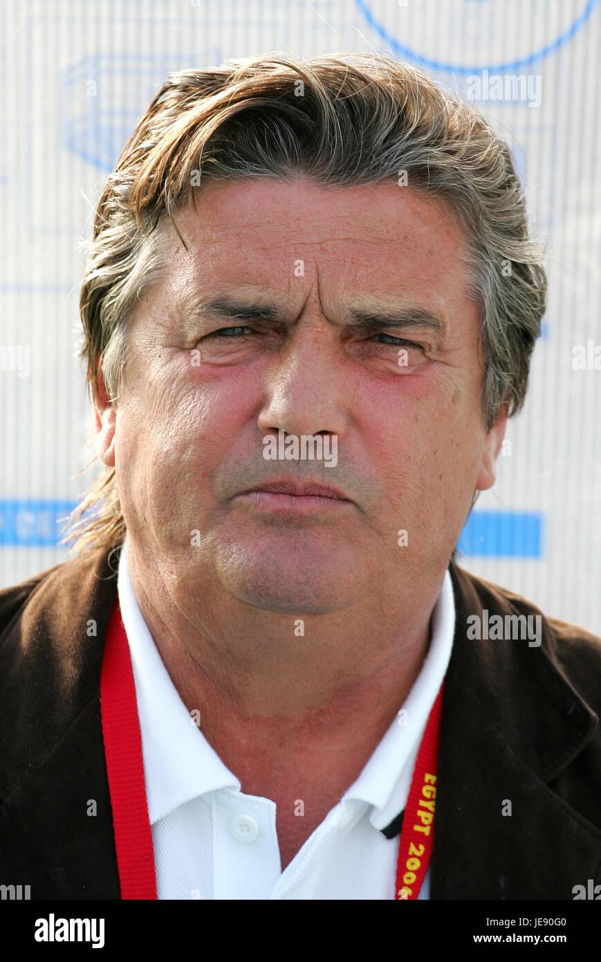 Ivory coast football coach hi-res stock photography and images - Alamy