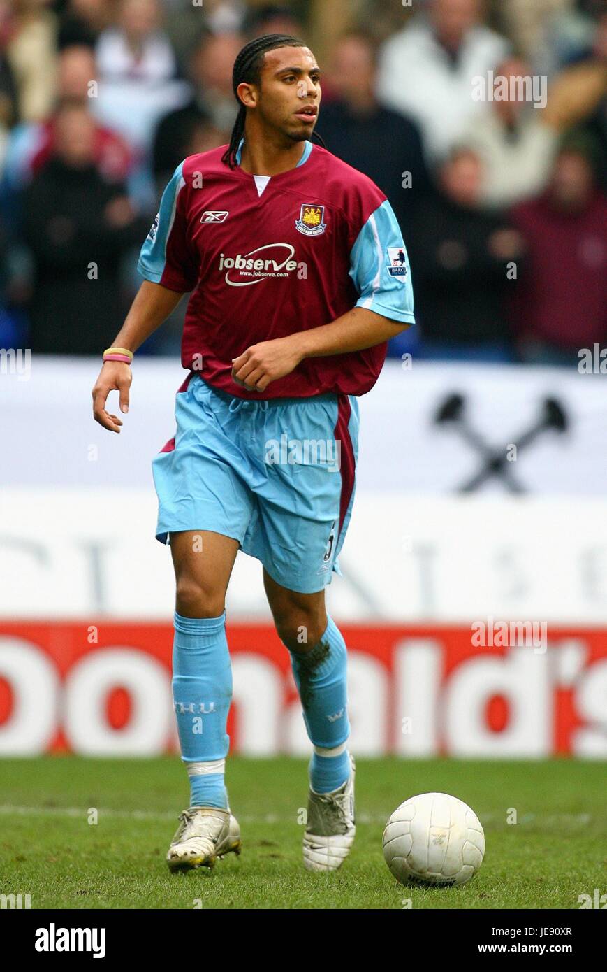 Anton ferdinand west ham hi-res stock photography and images - Alamy
