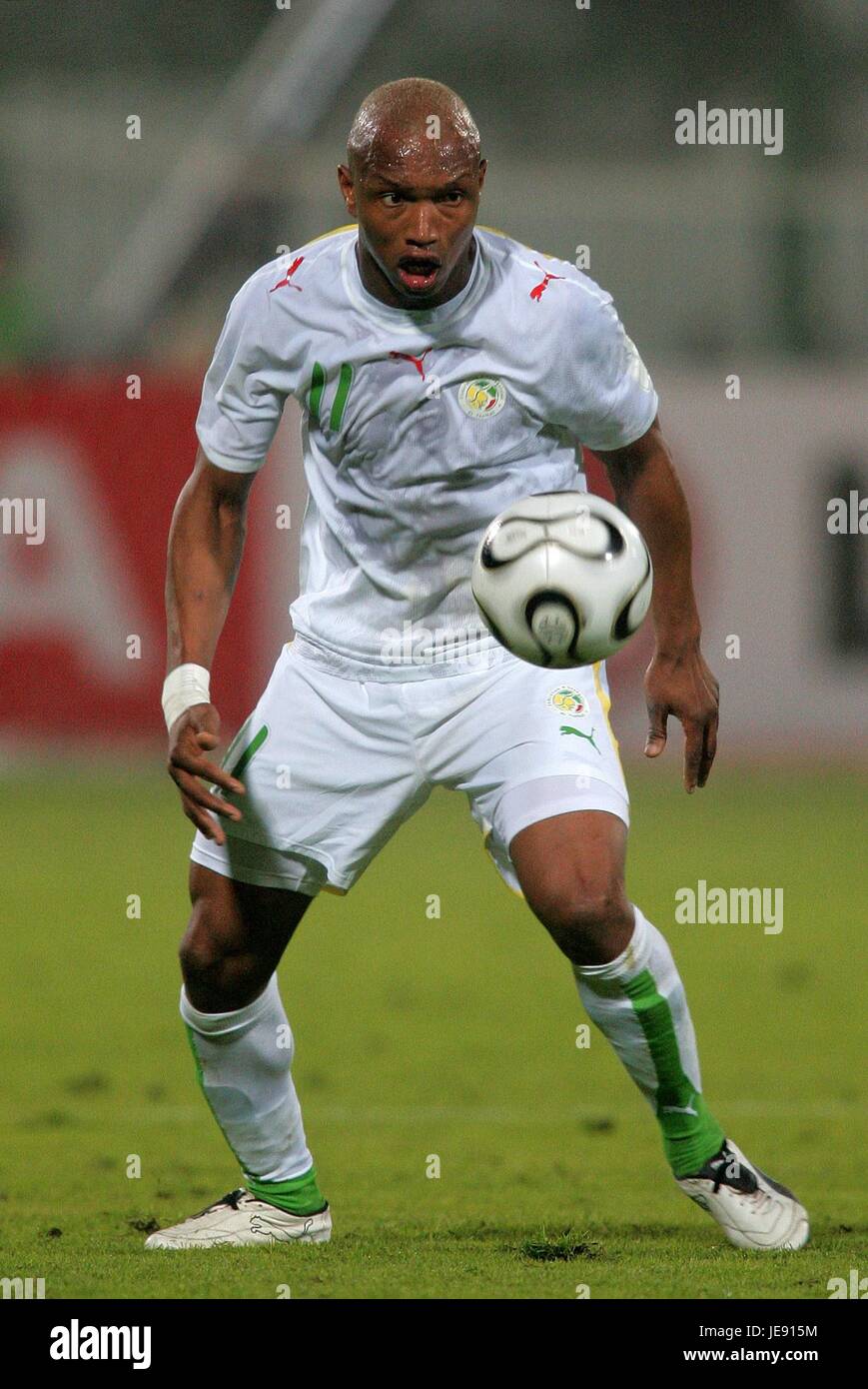 El hadji diouf of senegal hi-res stock photography and images - Alamy