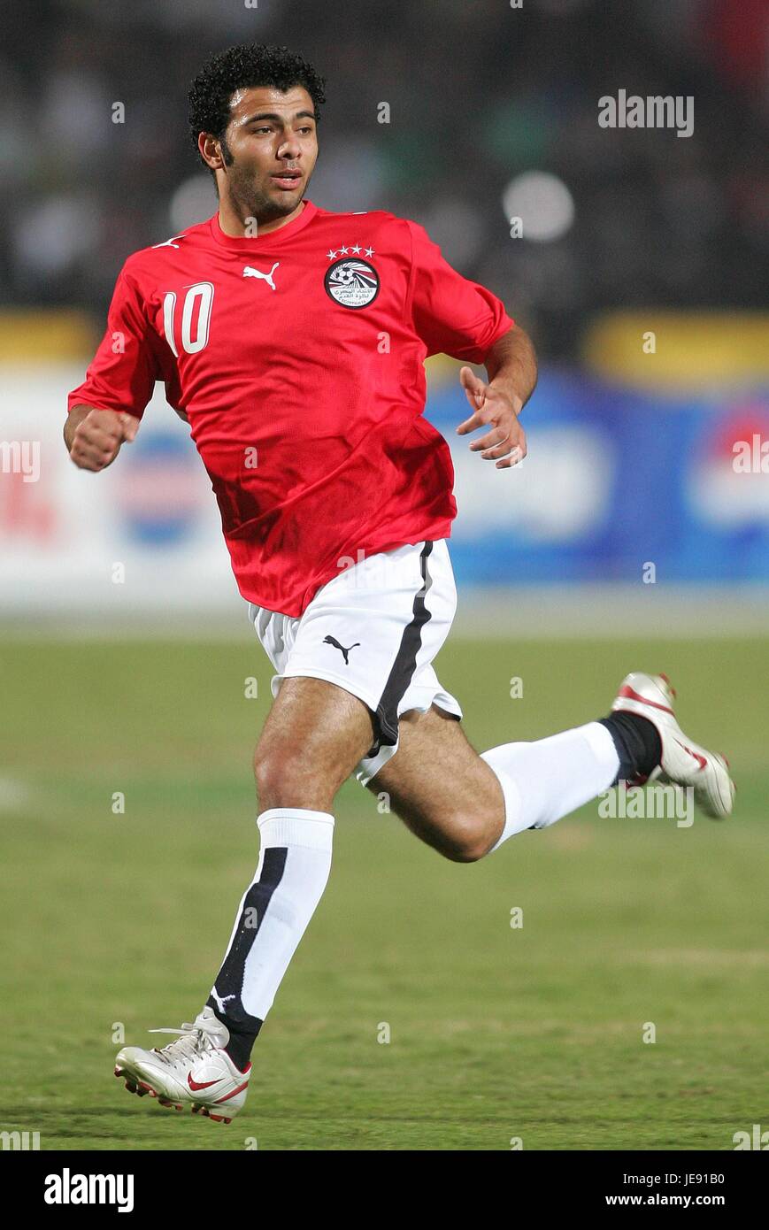 EMAD MOTEB EGYPT CAIRO STADIUM EGYPT 20 January 2006 Stock Photo - Alamy