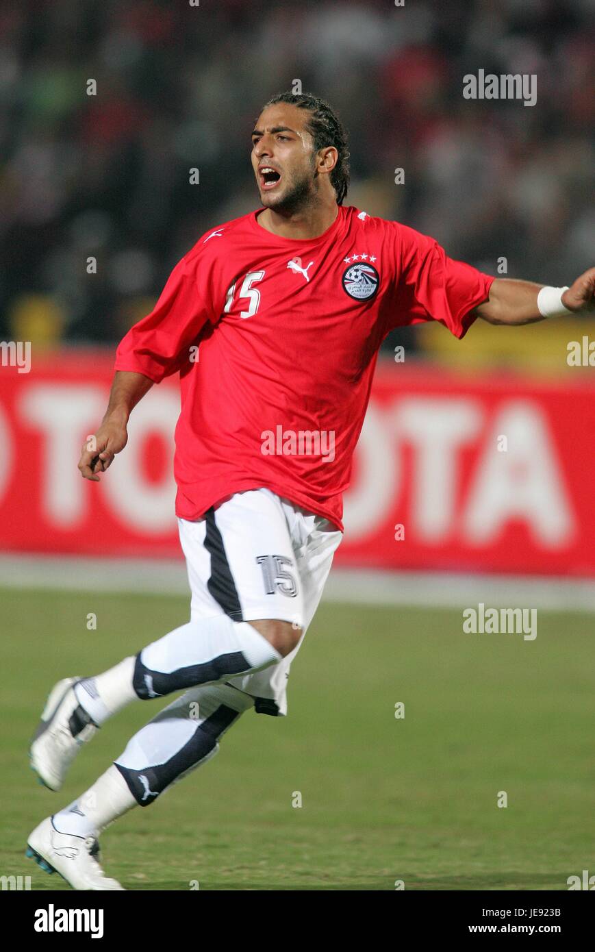 Mido football hi-res stock photography and images - Alamy
