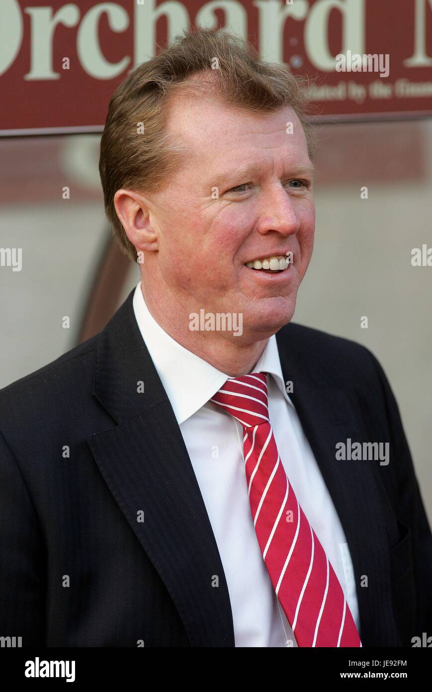 STEVE MCCLAREN MIDDLESBROUGH FC MANAGER RICOH STADIUM COVENTRY ENGLAND ...