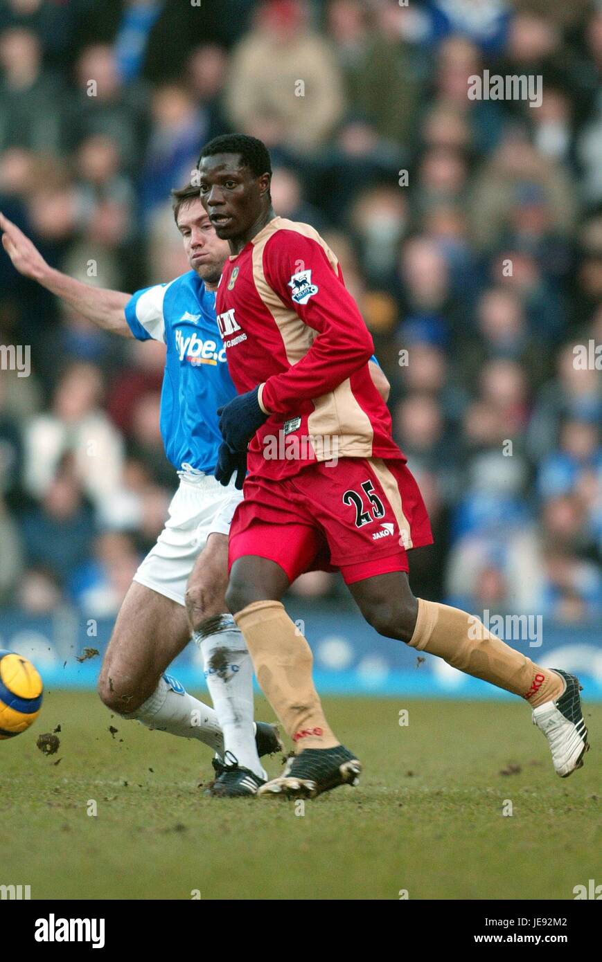 BENJANI MWARUWARI PORTSMOUTH FC ST ANDREWS BIRMINGHAM ENGLAND 21 ...
