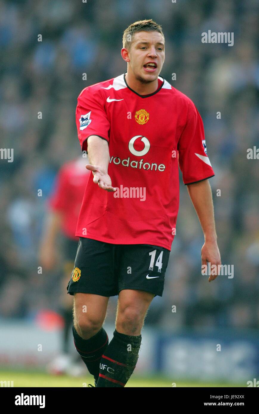 ALAN SMITH MANCHESTER UNITED FC CITY OF MANCHESTER STADIUM MANCHESTER ...