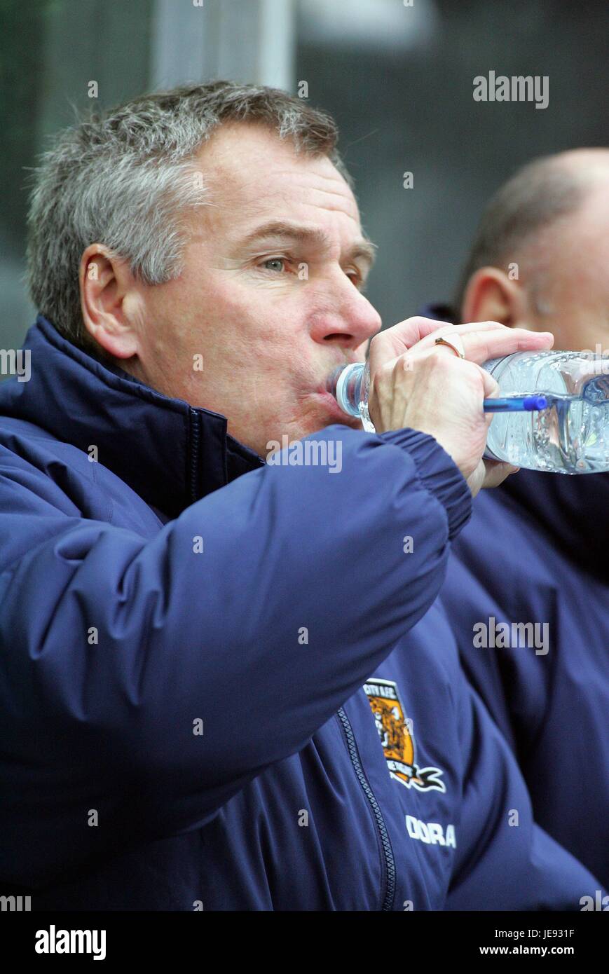 Football manager peter taylor hi-res stock photography and images - Alamy