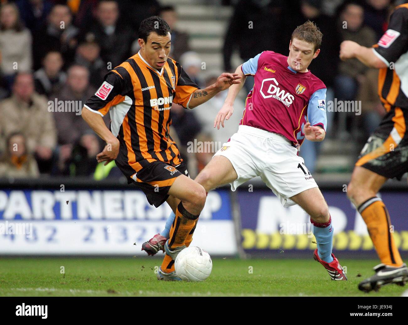 CRAIG FAGAN & STEPHEN DAVIS HULL CITY V ASTON VILLA KC STADIUM HULL 07 ...