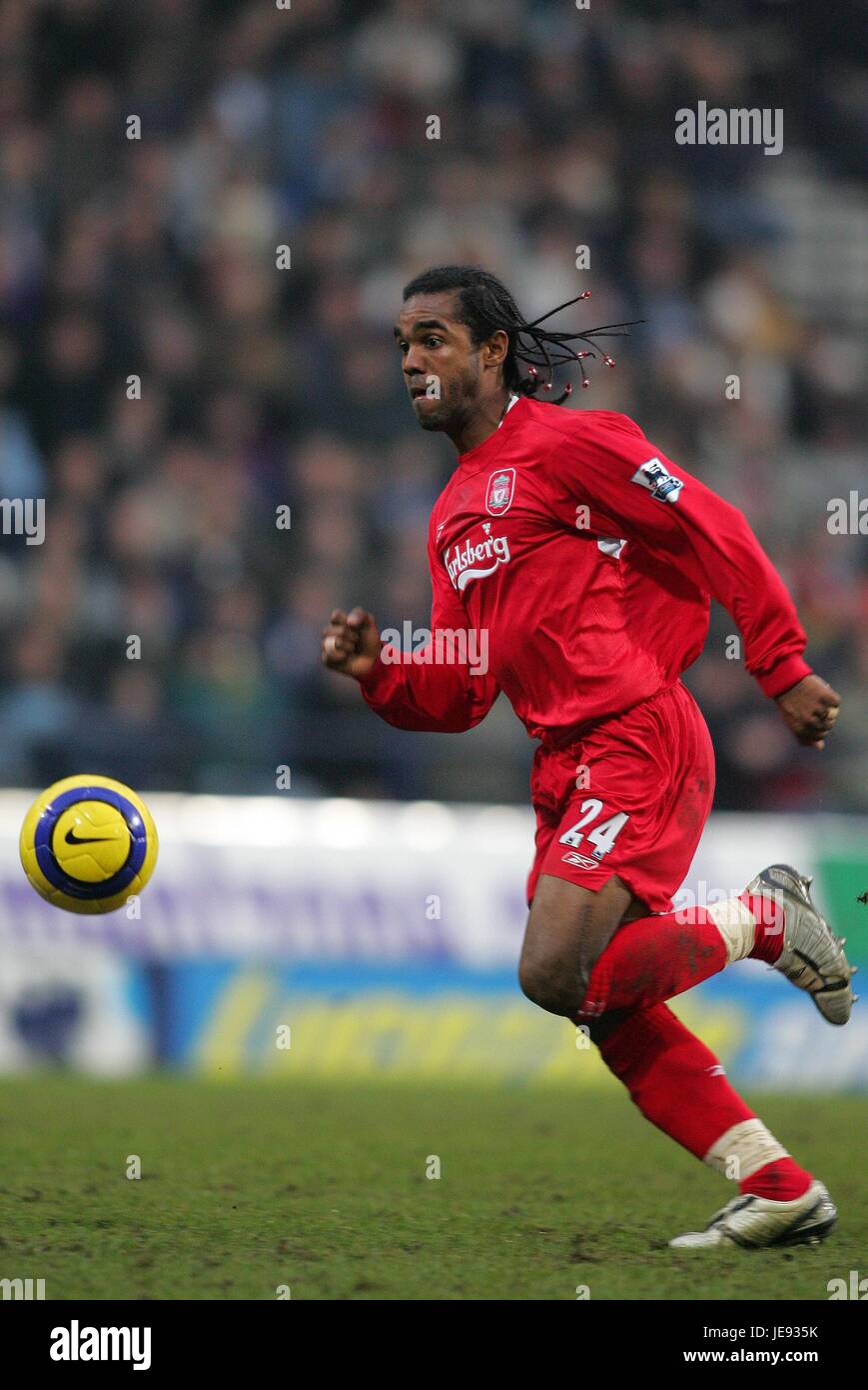 Florent sinama pongolle liverpool High Resolution Stock Photography and ...