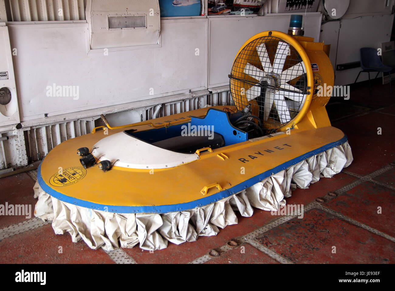 How To Make A Mini Hovercraft