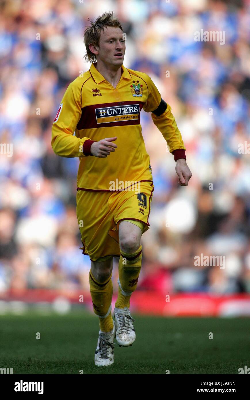 Steve jones burnley hi-res stock photography and images - Alamy