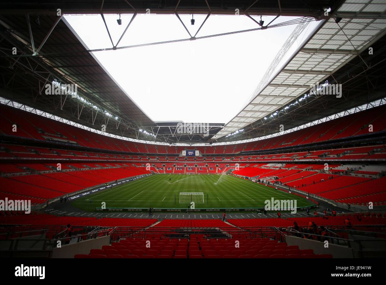 WEMBLEY STADIUM WEMBLEY STADIUM LONDON WEMBLEY STADIUM LONDON ENGLAND ...