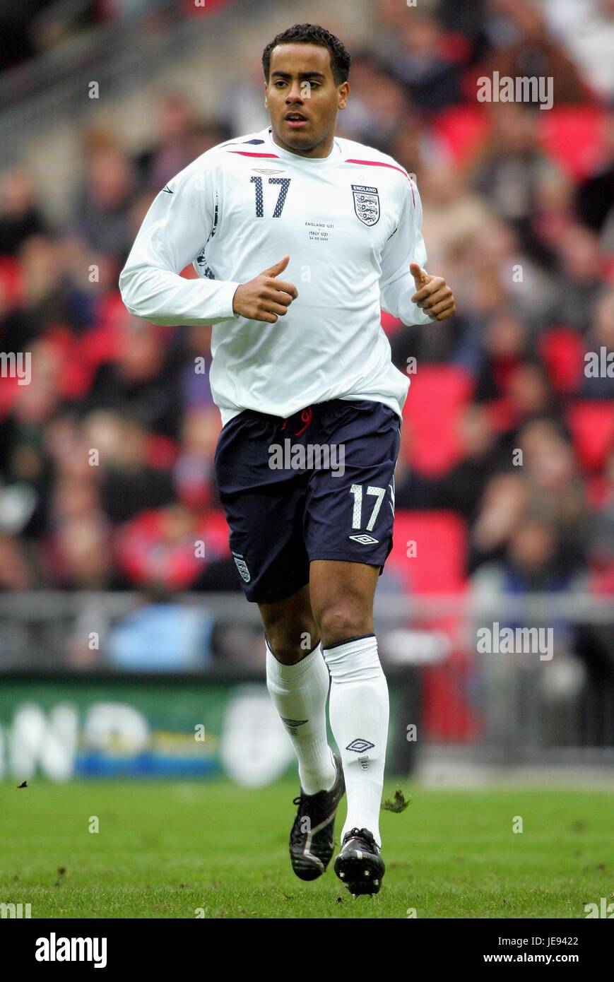 TOM HUDDLESTONE ENGLAND U21 & TOTTENHAM HOTSPU WEMBLEY STADIUM LONDON ...