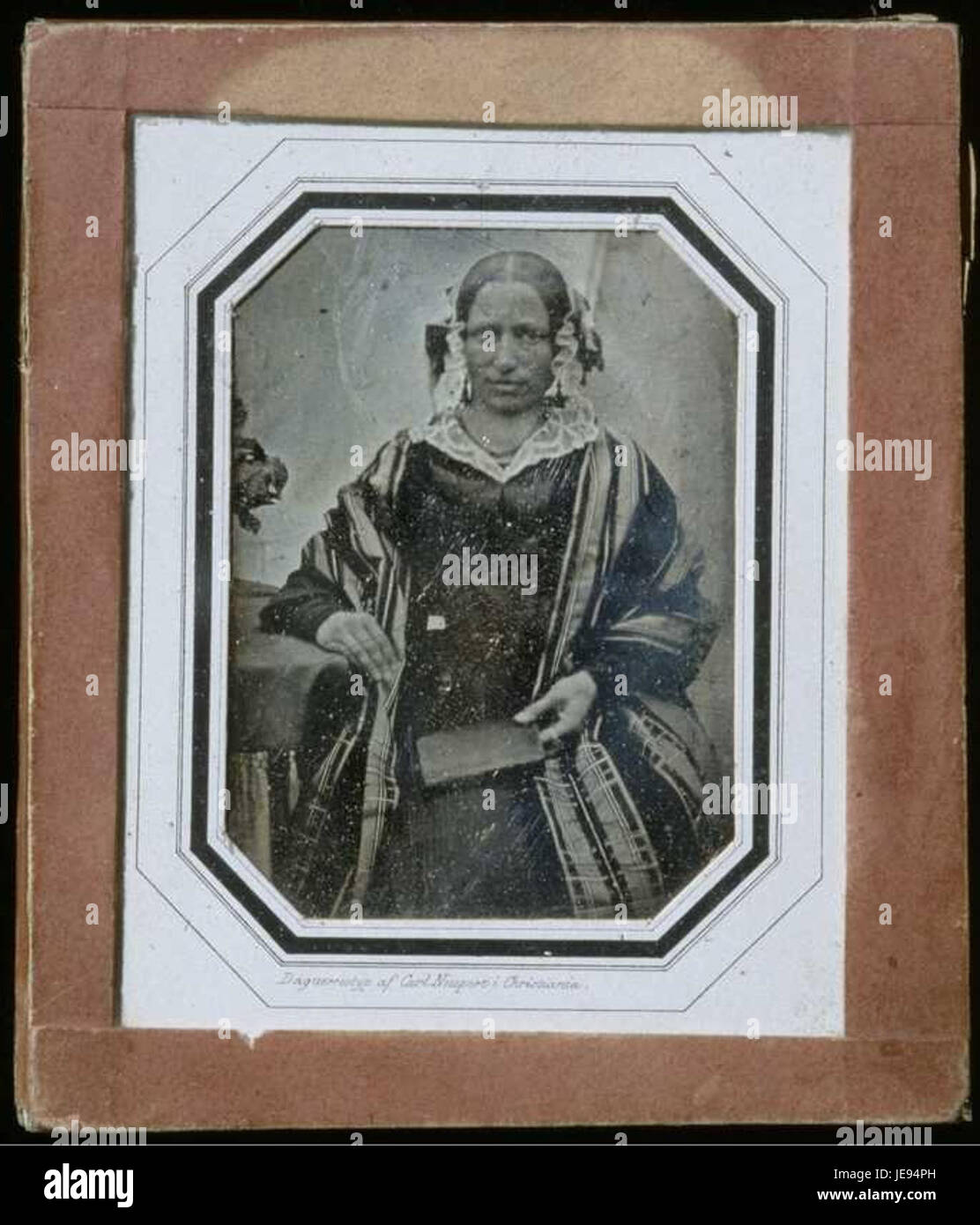 Silver coated copper plate hi-res stock photography and images - Alamy