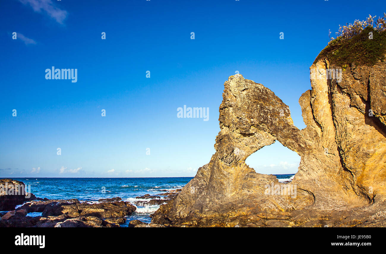 Montague beach bar hi-res stock photography and images - Alamy