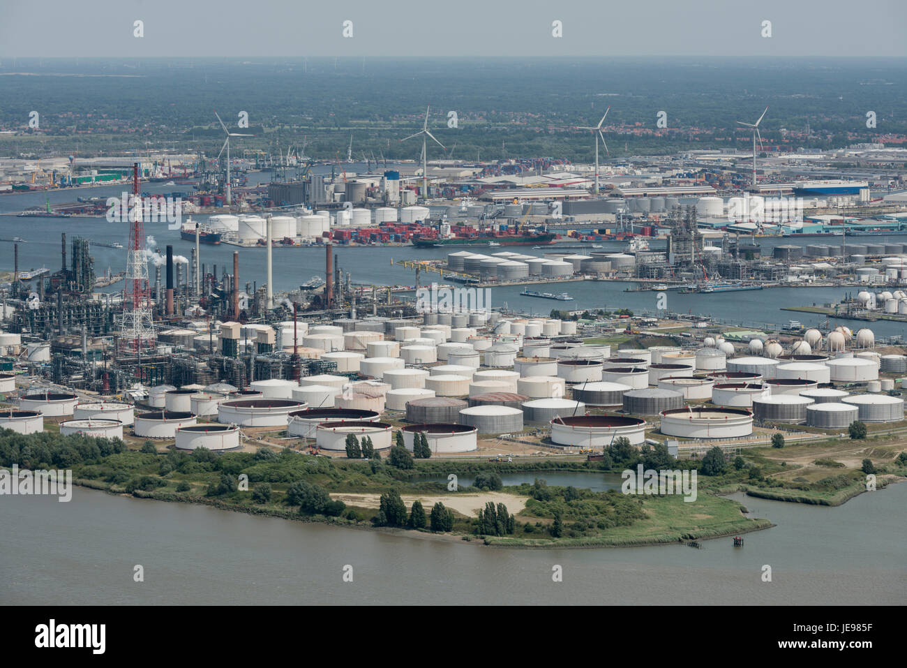 Side tanks hi-res stock photography and images - Alamy