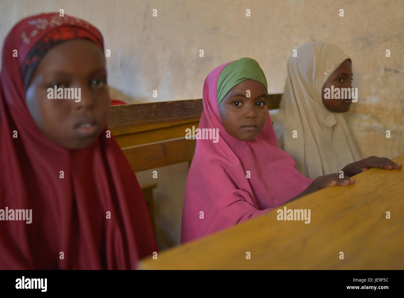 Students drawing map hi-res stock photography and images - Alamy