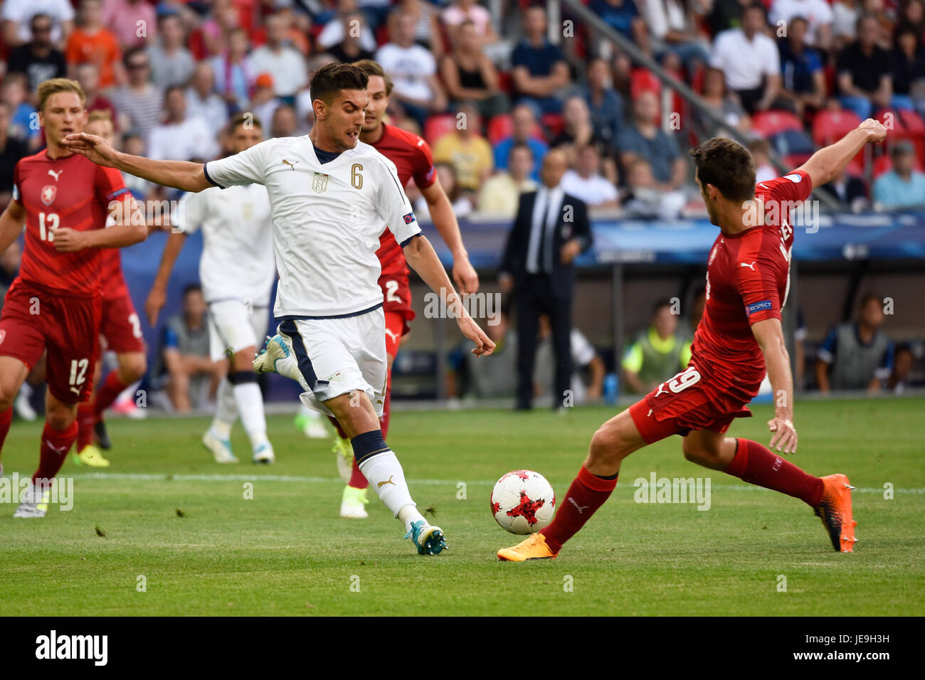 Euro 21 italy hi-res stock photography and images - Alamy